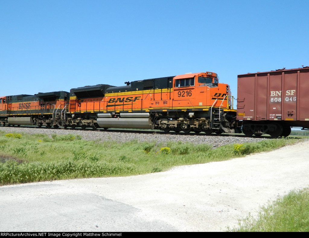 BNSF 9216
